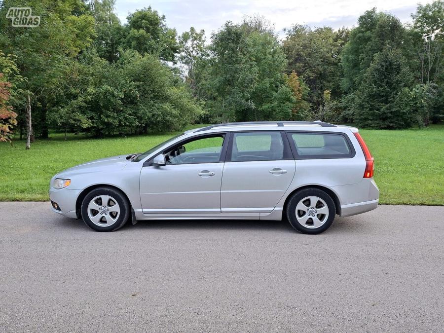 Volvo V70 2008 Šauļi, ar dzinēja tilpumu 2.40 L un nobraukumu 0 tūkst. km par 2800 €, foto 8 vietnē AUTOMOTO.COM.LV