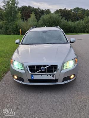 Volvo V70 2008 Šauļi, ar dzinēja tilpumu 2.40 L un nobraukumu 0 tūkst. km par 2800 €, foto 10 vietnē AUTOMOTO.COM.LV