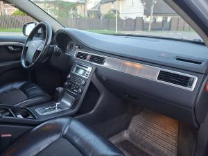 Вольво В70 2008 в Шяуляй, объемом двигателя 2.40 л и пробегом 350 тыс. км за 2800 €, фото 9 на AUTOMOTO.COM.LV