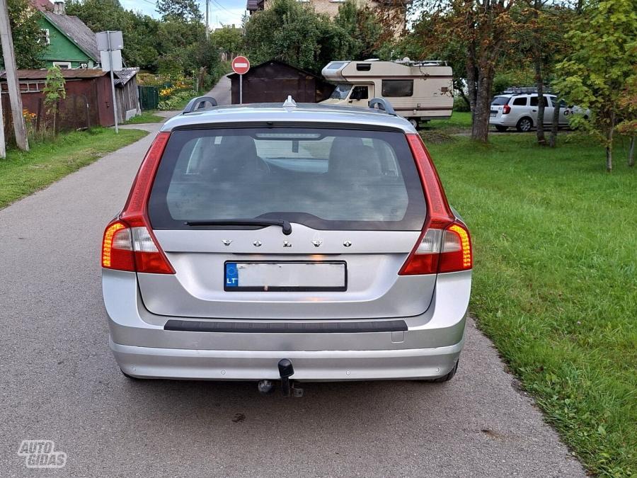 Volvo V70 2008 Šauļi, ar dzinēja tilpumu 2.40 L un nobraukumu 0 tūkst. km par 2700 €, foto 4 vietnē AUTOMOTO.COM.LV