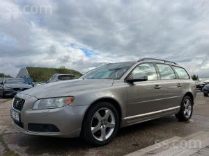 Volvo V70 2008 in Riga, with an engine capacity of 2.40 L and mileage of 336 thousand km for 3890 €, photo 4 on AUTOMOTO.COM.LV