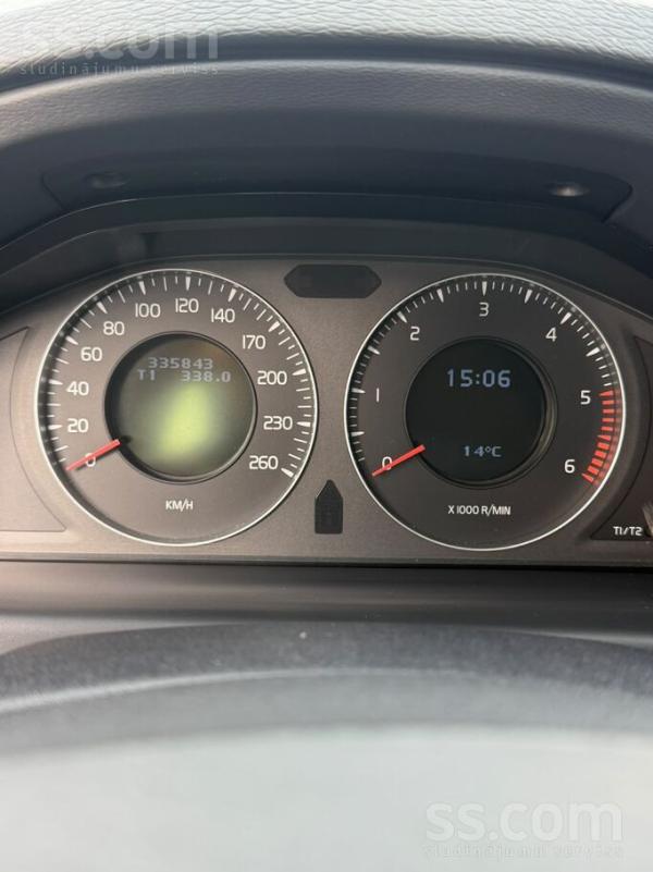 Volvo V70 2008 in Riga, with an engine capacity of 2.40 L and mileage of 336 thousand km for 3890 €, photo 9 on AUTOMOTO.COM.LV