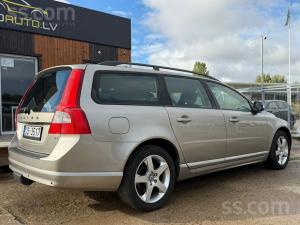 Volvo V70 2008 in Riga, with an engine capacity of 2.40 L and mileage of 336 thousand km for 3890 €, photo 14 on AUTOMOTO.COM.LV