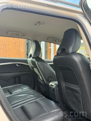 Volvo V70 2008 in Riga, with an engine capacity of 2.40 L and mileage of 336 thousand km for 3890 €, photo 15 on AUTOMOTO.COM.LV