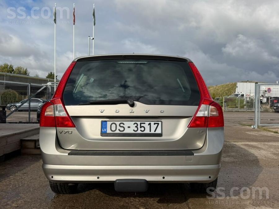 Volvo V70 2008 in Riga, with an engine capacity of 2.40 L and mileage of 336 thousand km for 3890 €, photo 16 on AUTOMOTO.COM.LV