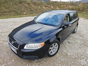 Volvo V70 2008 Viļņa, ar dzinēja tilpumu 2.40 L un nobraukumu 265 tūkst. km par 2500 €, foto  vietnē AUTOMOTO.COM.LV