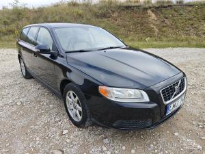 Volvo V70 2008 Viļņa, ar dzinēja tilpumu 2.40 L un nobraukumu 265 tūkst. km par 2500 €, foto 6 vietnē AUTOMOTO.COM.LV