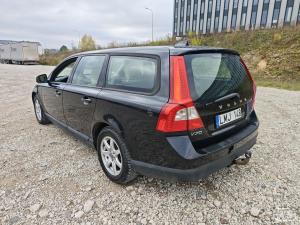 Volvo V70 2008 Viļņa, ar dzinēja tilpumu 2.40 L un nobraukumu 265 tūkst. km par 2500 €, foto 8 vietnē AUTOMOTO.COM.LV