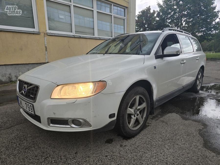 Volvo V70 2008 Šauļi, ar dzinēja tilpumu 2.00 L un nobraukumu 436 tūkst. km par 1499 €, foto 1 vietnē AUTOMOTO.COM.LV
