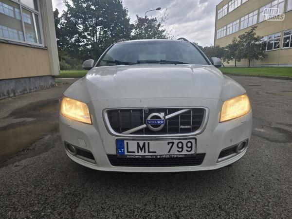 Volvo V70 2008 Šauļi vietnē Volvo V70 2008 Šauļi, ar dzinēja tilpumu 2.00 L un nobraukumu 436 tūkst. km par 1499 €, foto 3 vietnē AUTOMOTO.COM.LV