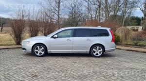 Volvo V70 2009 in Kuldiga, with an engine capacity of 2.40 L and mileage of 282 thousand km for 5500 €, photo 6 on AUTOMOTO.COM.LV