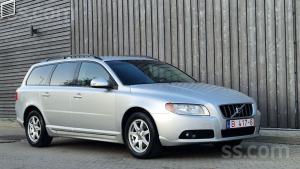 Volvo V70 2009 Jelgava, ar dzinēja tilpumu 2.40 L un nobraukumu 444 tūkst. km par 3150 €, foto 1 vietnē AUTOMOTO.COM.LV