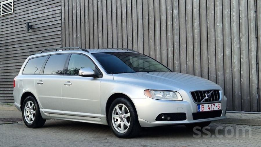 Volvo V70 2009 Jelgava, ar dzinēja tilpumu 2.40 L un nobraukumu 444 tūkst. km par 3150 €, foto 1 vietnē AUTOMOTO.COM.LV