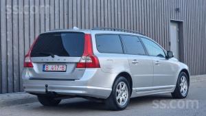 Volvo V70 2009 Jelgava, ar dzinēja tilpumu 2.40 L un nobraukumu 444 tūkst. km par 3150 €, foto 5 vietnē AUTOMOTO.COM.LV