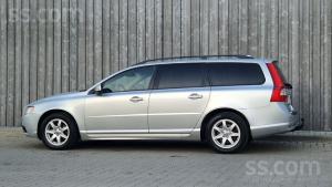 Volvo V70 2009 Jelgava, ar dzinēja tilpumu 2.40 L un nobraukumu 444 tūkst. km par 3150 €, foto 21 vietnē AUTOMOTO.COM.LV