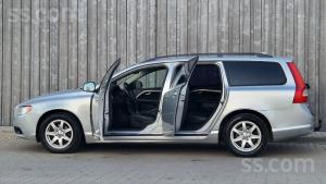 Volvo V70 2009 Jelgava, ar dzinēja tilpumu 2.40 L un nobraukumu 444 tūkst. km par 3150 €, foto 27 vietnē AUTOMOTO.COM.LV