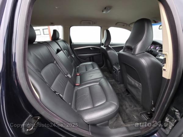 Volvo V70 2009 Tallina, ar dzinēja tilpumu 2.40 L un nobraukumu 256 tūkst. km par 4550 €, foto 11 vietnē AUTOMOTO.COM.LV