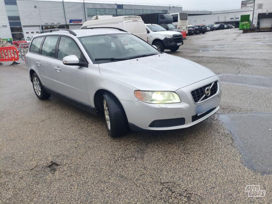 Volvo V70 2009 Viļņa, ar dzinēja tilpumu 2.00 L un nobraukumu 303 tūkst. km par 3300 €, foto 1 vietnē AUTOMOTO.COM.LV