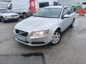 Volvo V70 2009 Viļņa, ar dzinēja tilpumu 2.00 L un nobraukumu 303 tūkst. km par 3300 €, foto 3 vietnē AUTOMOTO.COM.LV
