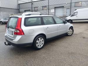 Volvo V70 2009 Viļņa, ar dzinēja tilpumu 2.00 L un nobraukumu 303 tūkst. km par 3300 €, foto 5 vietnē AUTOMOTO.COM.LV