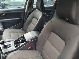 Volvo V70 2009 Viļņa, ar dzinēja tilpumu 2.00 L un nobraukumu 303 tūkst. km par 3300 €, foto 11 vietnē AUTOMOTO.COM.LV