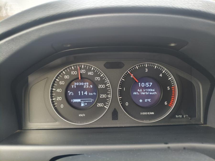 Volvo V70 2009 Viļņa, ar dzinēja tilpumu 2.00 L un nobraukumu 303 tūkst. km par 3300 €, foto 18 vietnē AUTOMOTO.COM.LV