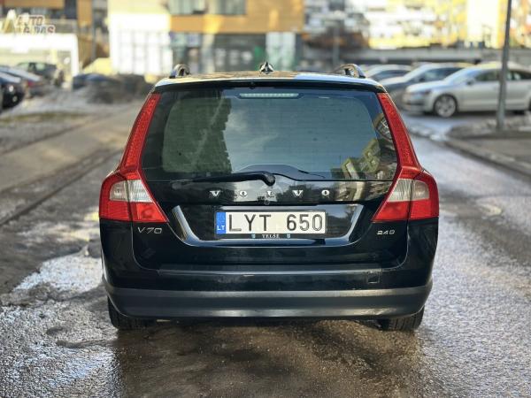 Volvo V70 2009 Viļņa, ar dzinēja tilpumu 2.40 L un nobraukumu 324 tūkst. km par 2500 €, foto 6 vietnē AUTOMOTO.COM.LV