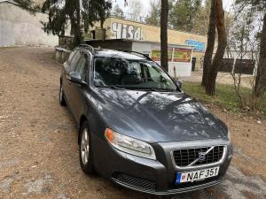 Volvo V70 2009 in Vilnius, with an engine capacity of 2.00 L and mileage of 239 thousand km for 3500 €, photo 5 on AUTOMOTO.COM.LV
