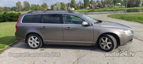 Volvo V70 2009 in Valga, with an engine capacity of 2.40 L and mileage of 500 thousand km for 3500 €, photo 6 on AUTOMOTO.COM.LV