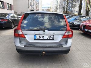 Volvo V70 2009 in Vilnius, with an engine capacity of 2.40 L and mileage of 350 thousand km for 1500 €, photo 7 on AUTOMOTO.COM.LV