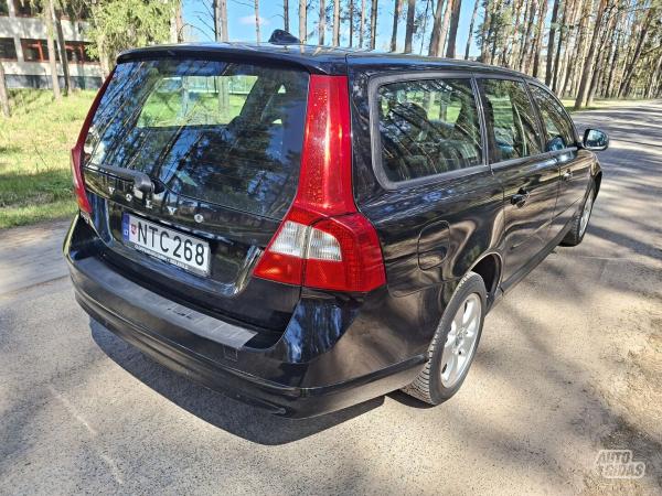 Вольво В70 2009 в Укмерге, объемом двигателя 2.00 л и пробегом 296 тыс. км за 2750 €, фото 5 на AUTOMOTO.COM.LV