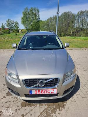 Вольво В70 2009 в Алитус, объемом двигателя 2.40 л и пробегом 296 тыс. км за 2800 €, фото 4 на AUTOMOTO.COM.LV