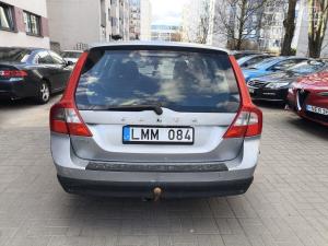 Volvo V70 2009 in Vilnius, with an engine capacity of 2.40 L and mileage of 350 thousand km for 1400 €, photo 6 on AUTOMOTO.COM.LV