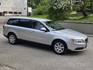 Volvo V70 2009 in Jekabpils, with an engine capacity of 2.00 L and mileage of 329 thousand km for 4890 €, photo 6 on AUTOMOTO.COM.LV