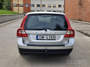 Volvo V70 2009 in Jekabpils, with an engine capacity of 2.00 L and mileage of 329 thousand km for 4890 €, photo 10 on AUTOMOTO.COM.LV