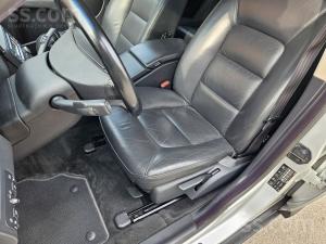 Volvo V70 2009 in Jekabpils, with an engine capacity of 2.00 L and mileage of 329 thousand km for 4890 €, photo 16 on AUTOMOTO.COM.LV