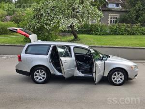Volvo V70 2009 in Jekabpils, with an engine capacity of 2.00 L and mileage of 329 thousand km for 4890 €, photo 26 on AUTOMOTO.COM.LV