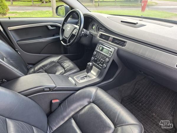 Volvo V70 2009 Ukmergė, ar dzinēja tilpumu 2.40 L un nobraukumu 318 tūkst. km par 3950 €, foto 8 vietnē AUTOMOTO.COM.LV
