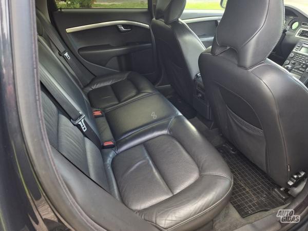 Volvo V70 2009 Ukmergė, ar dzinēja tilpumu 2.40 L un nobraukumu 318 tūkst. km par 3950 €, foto 9 vietnē AUTOMOTO.COM.LV