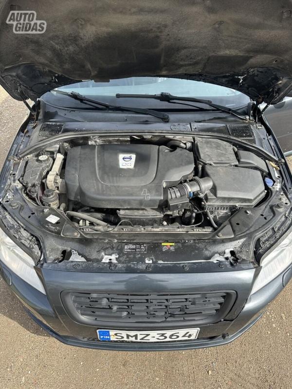 Volvo V70 2009 Naujoji Akmenė, ar dzinēja tilpumu 2.40 L un nobraukumu 512 tūkst. km par 2500 €, foto 9 vietnē AUTOMOTO.COM.LV
