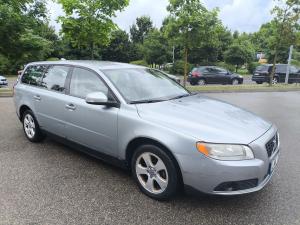 Volvo V70 2009 Viļņa, ar dzinēja tilpumu 2.40 L un nobraukumu 350 tūkst. km par 1400 €, foto 4 vietnē AUTOMOTO.COM.LV