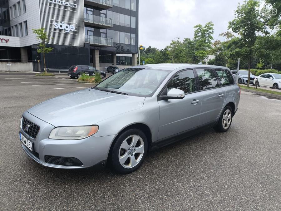 Volvo V70 2009 Viļņa, ar dzinēja tilpumu 2.40 L un nobraukumu 350 tūkst. km par 1300 €, foto 4 vietnē AUTOMOTO.COM.LV