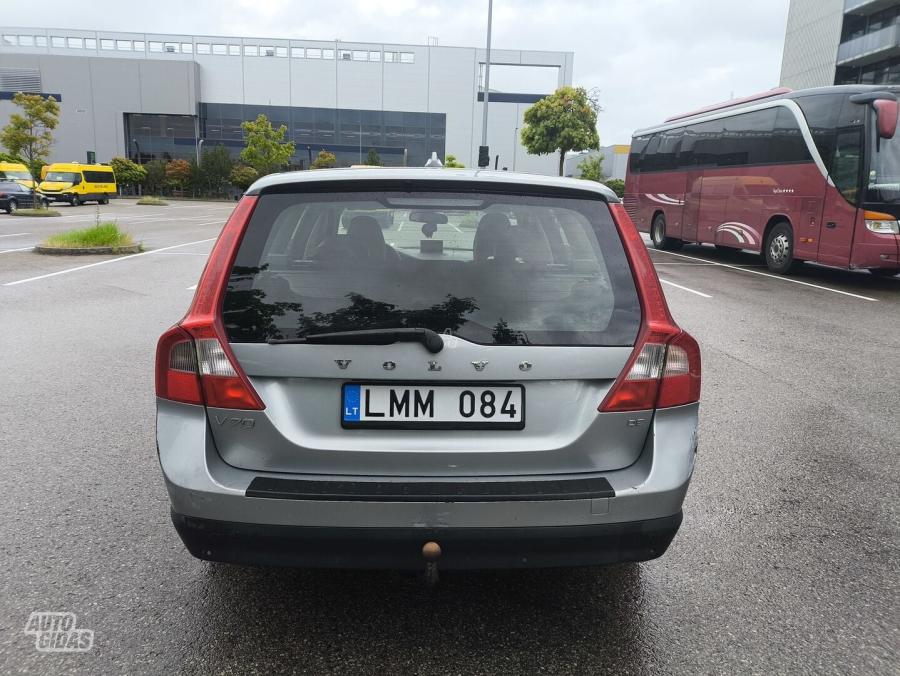 Volvo V70 2009 Viļņa, ar dzinēja tilpumu 2.40 L un nobraukumu 350 tūkst. km par 1300 €, foto 7 vietnē AUTOMOTO.COM.LV