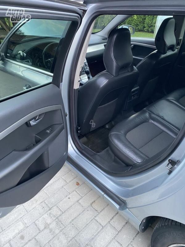 Volvo V70 2009 Panevēža, ar dzinēja tilpumu 1.60 L un nobraukumu 375 tūkst. km par 3399 €, foto 9 vietnē AUTOMOTO.COM.LV
