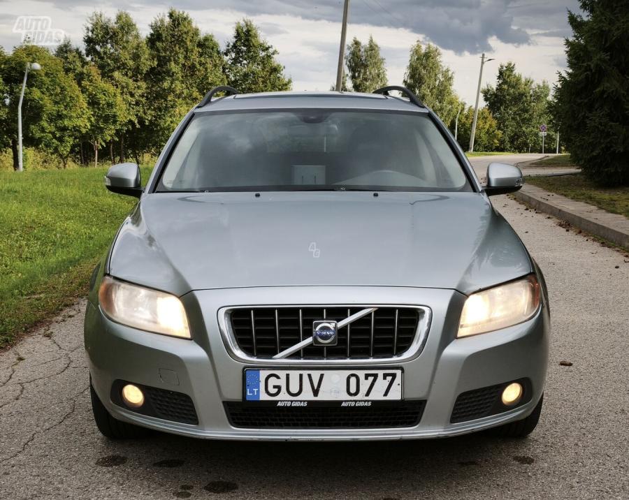 Volvo V70 2009 in Jonava, with an engine capacity of 2.00 L and mileage of 399 thousand km for 3000 €, photo 3 on AUTOMOTO.COM.LV