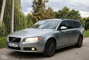 Volvo V70 2009 in Jonava, with an engine capacity of 2.00 L and mileage of 399 thousand km for 3000 €, photo 12 on AUTOMOTO.COM.LV