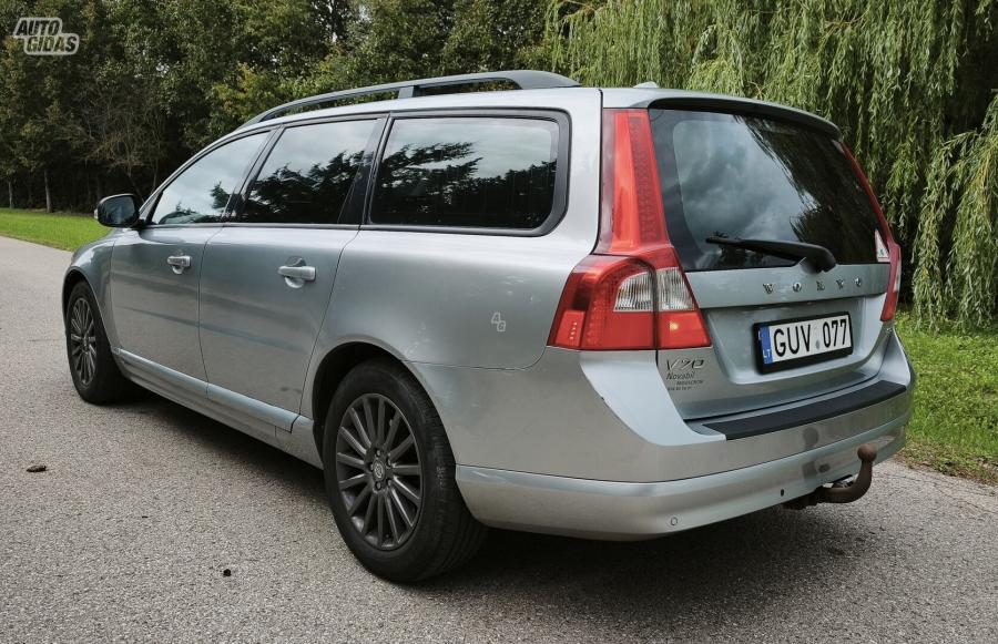 Volvo V70 2009 in Jonava, with an engine capacity of 2.00 L and mileage of 399 thousand km for 3000 €, photo 14 on AUTOMOTO.COM.LV