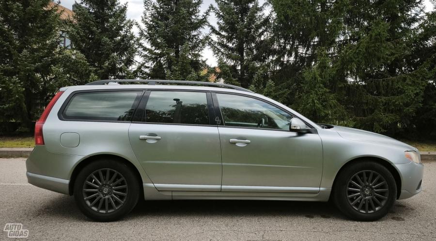 Volvo V70 2009 in Jonava, with an engine capacity of 2.00 L and mileage of 399 thousand km for 3000 €, photo 23 on AUTOMOTO.COM.LV