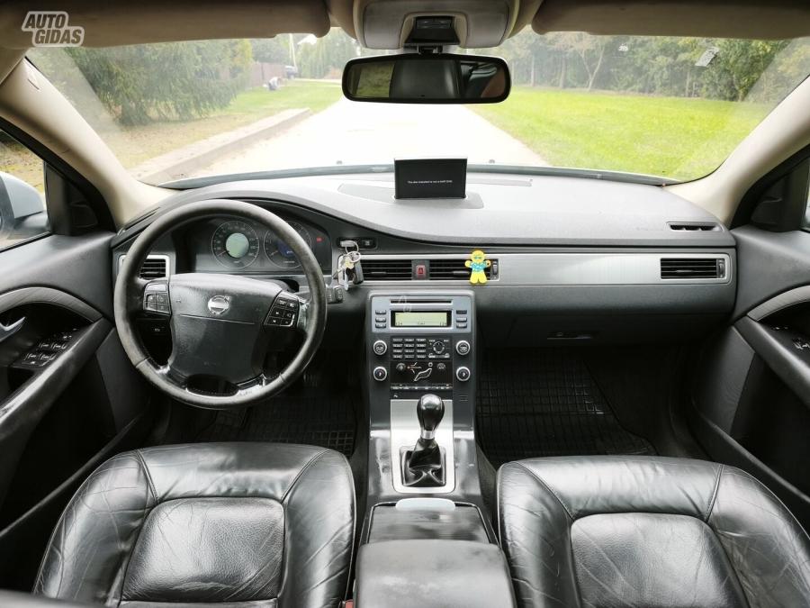 Volvo V70 2009 in Jonava, with an engine capacity of 2.00 L and mileage of 399 thousand km for 3000 €, photo 24 on AUTOMOTO.COM.LV