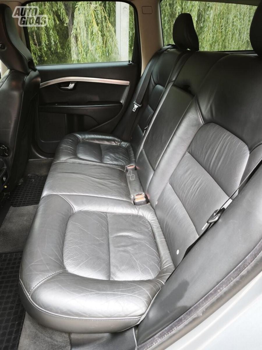 Volvo V70 2009 in Jonava, with an engine capacity of 2.00 L and mileage of 399 thousand km for 3000 €, photo 27 on AUTOMOTO.COM.LV